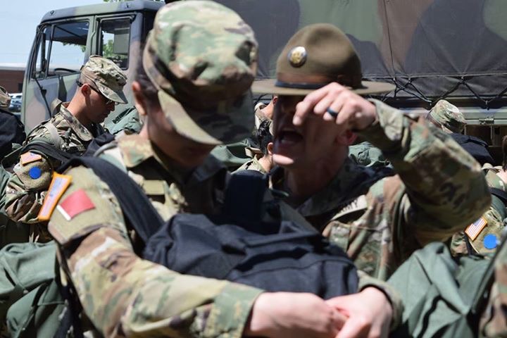 Traits of Successful Leaders - Developing Others - Center for Junior ...